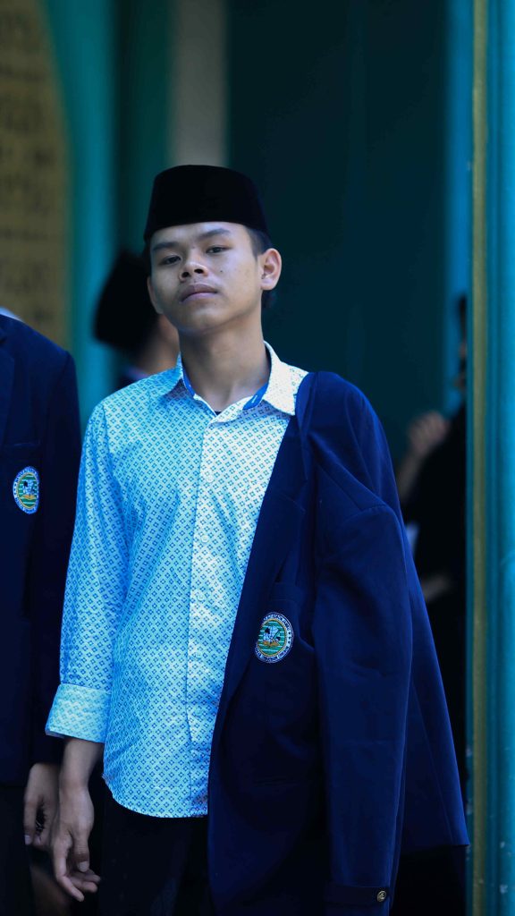 Guru - Kebon Jambu Al Islamy